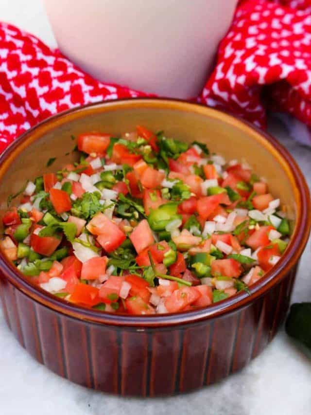Homemade Pico de Gallo Story - Everyday Latina