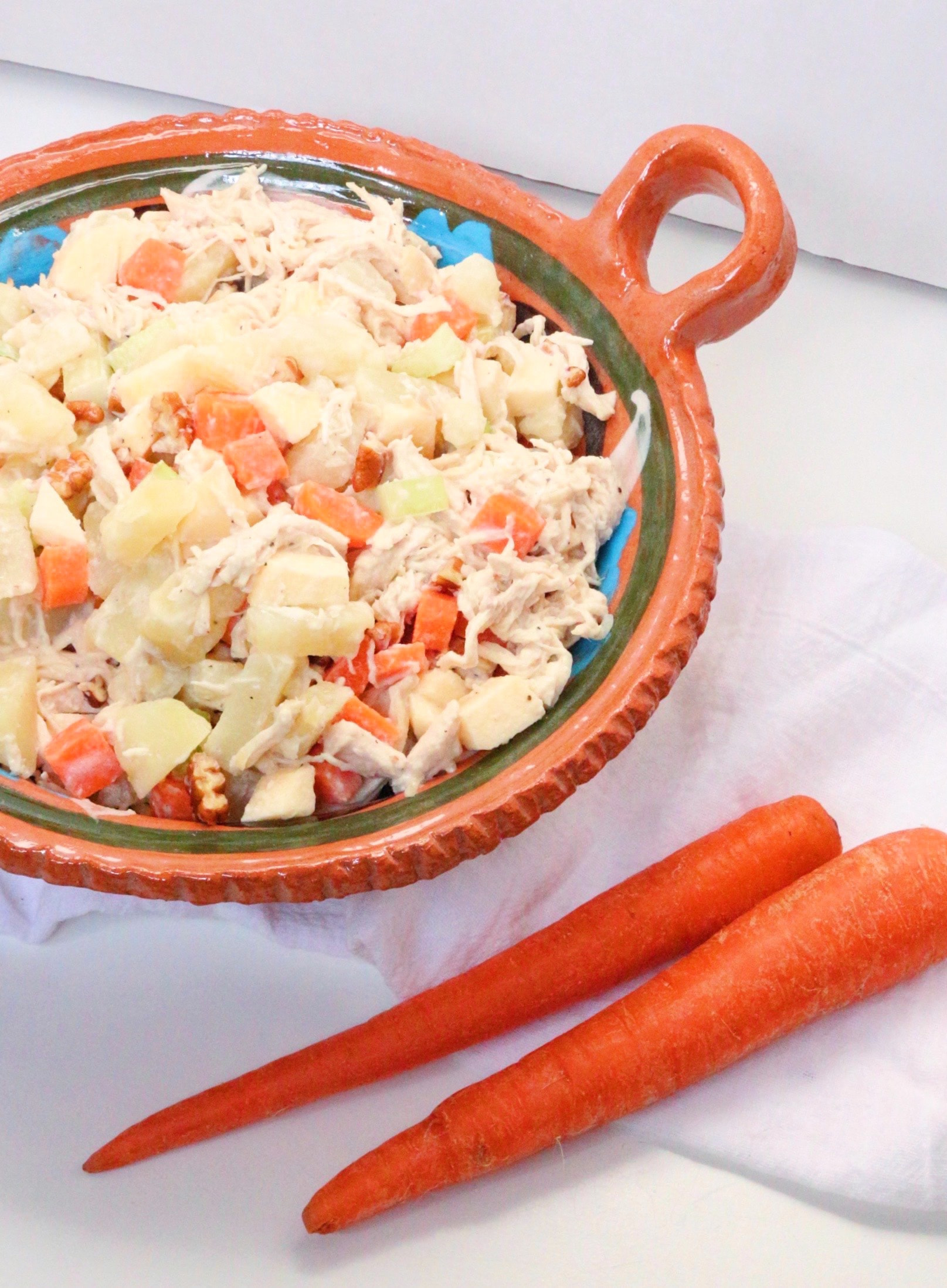 Rich and Creamy Ensalada de Pollo (Chicken Salad) - Everyday Latina