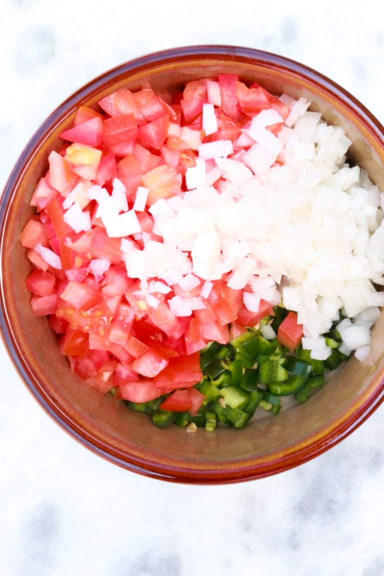Fresh Salsa Bandera (Pico de Gallo)