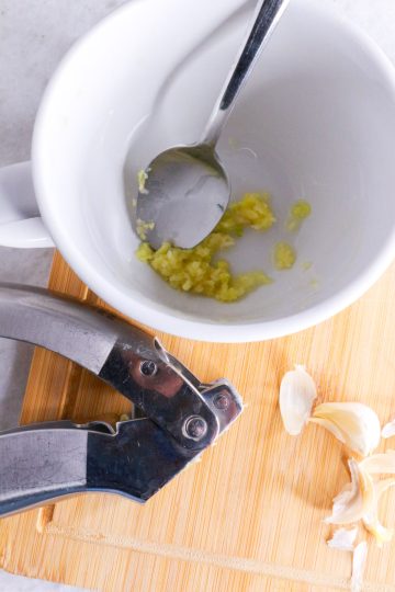 Garlic Tea Recipe for Colds and Allergies