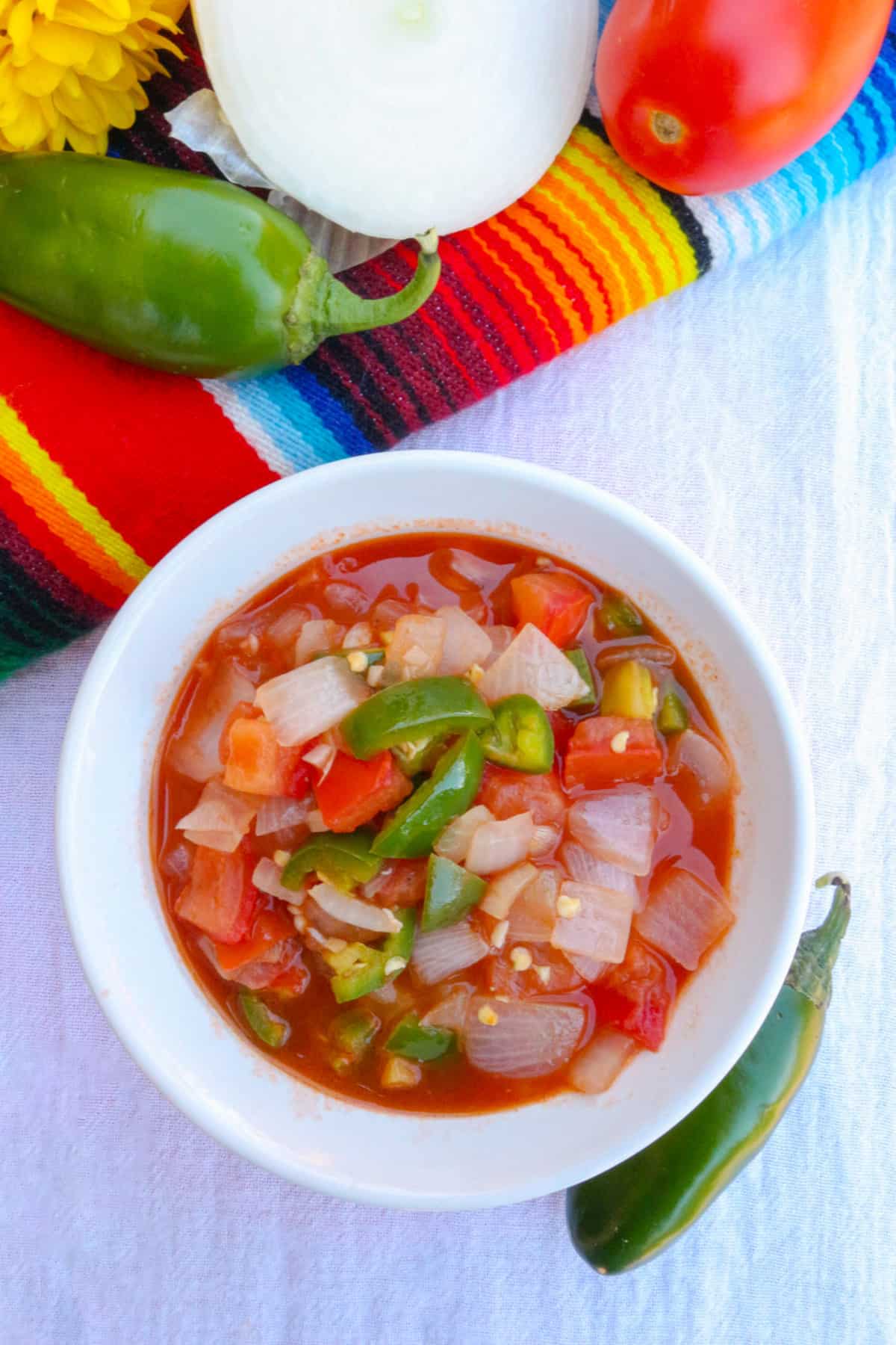 15-Minute Healthy Homemade Chunky Salsa
