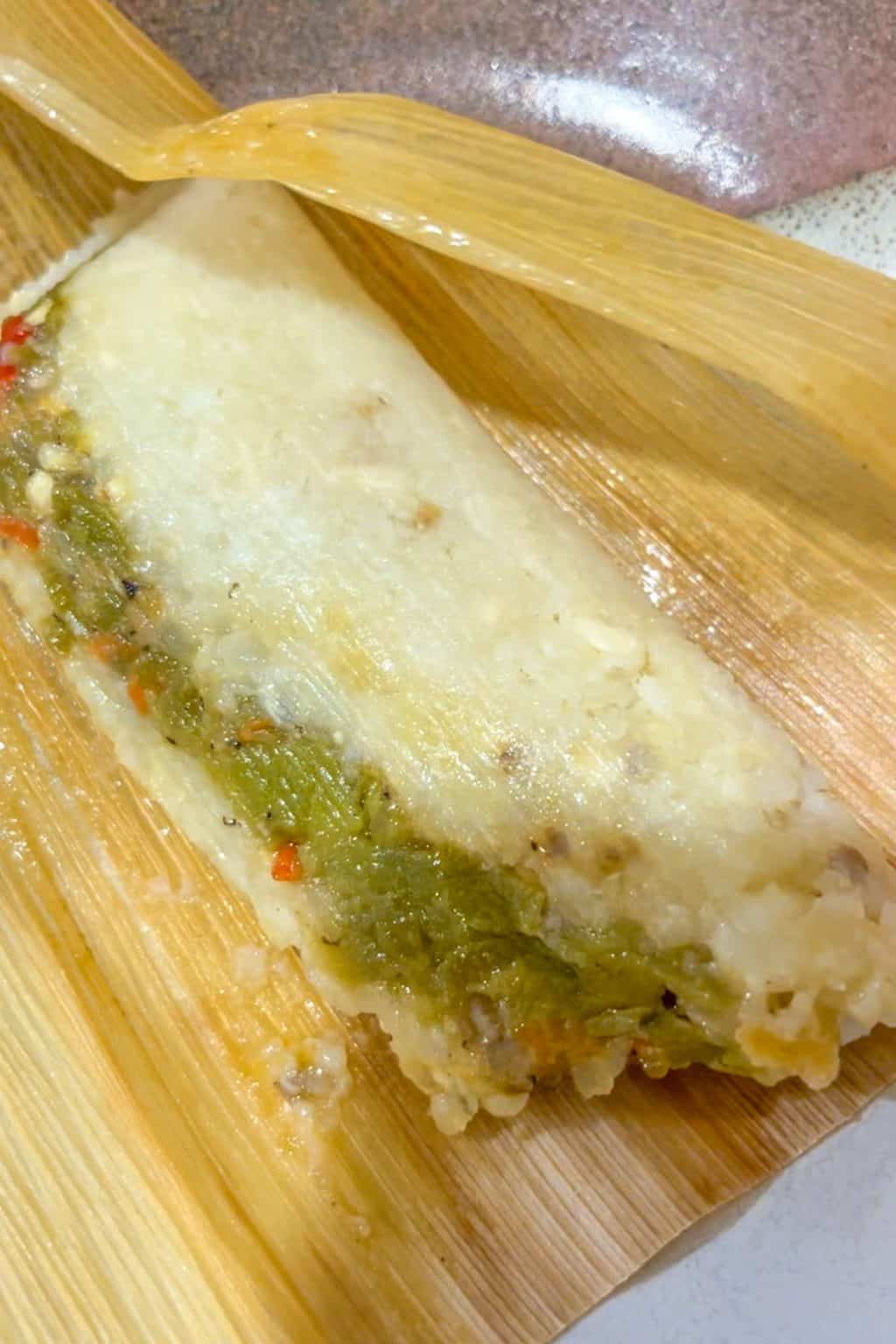 Traditional Green Chile and Cheese Tamales (Tamales Verdes)