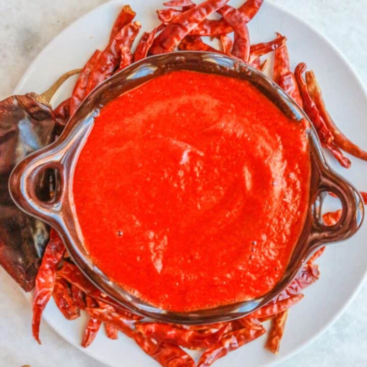 Salsa for Pozole and Menudo (Chile de Árbol Sauce)